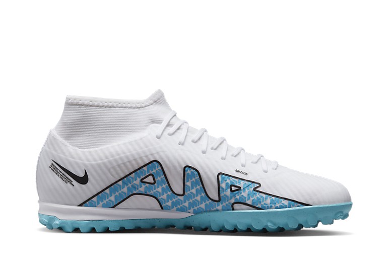 Best Astro Shoes & Boots For Football + 5-a-side