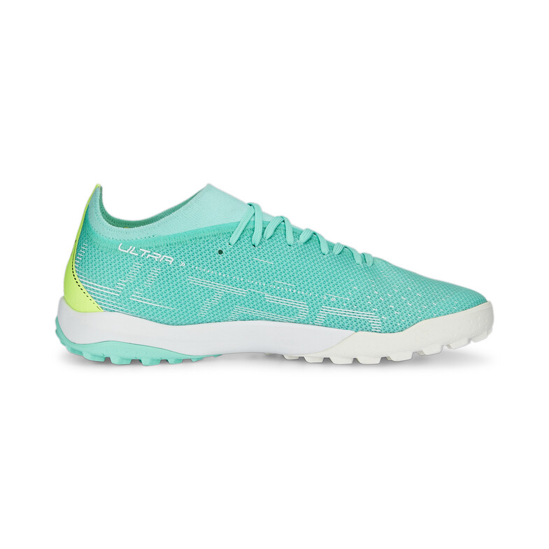 Best Astro Shoes & Boots For Football + 5-a-side