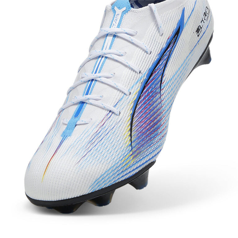 What are the Best Football Boots for Defenders? Centre Backs & Full-backs
