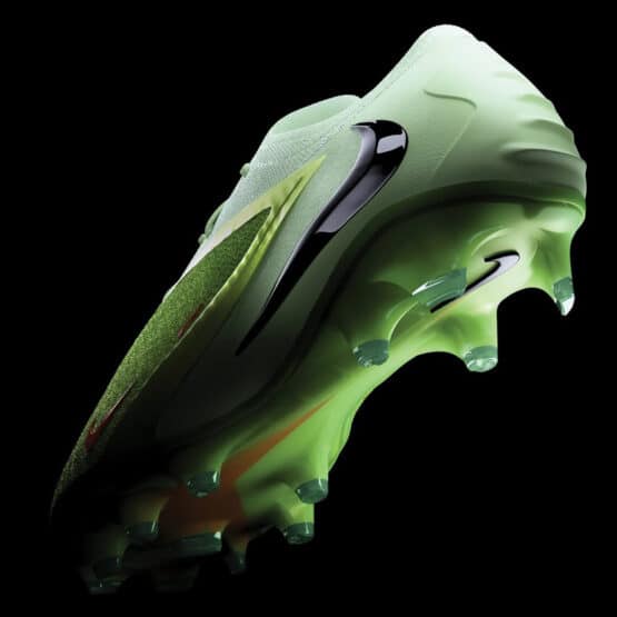 Best Football Boots For Wingers - Which Wingers Boots To Pick?