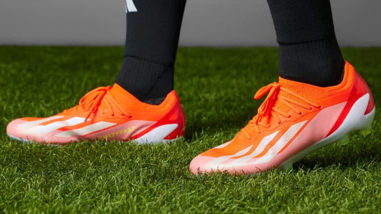 8 Best Football Boots For Strikers - What Forwards Wear?