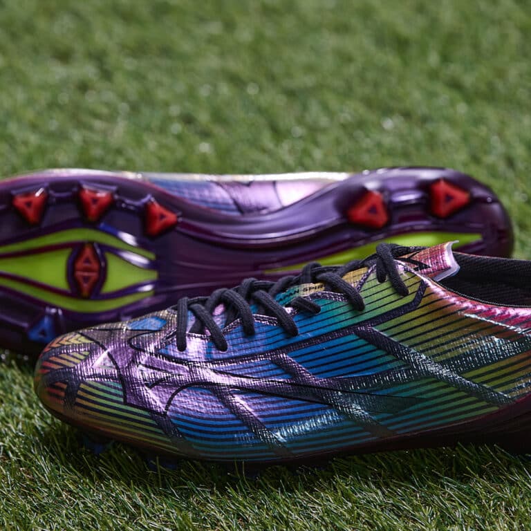 Best Football Boots For Wingers - Which Wingers Boots To Pick?