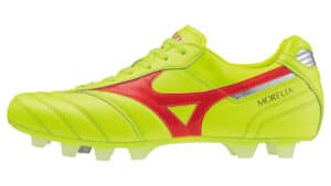 Best Football Boots For Midfielders - What To Wear?