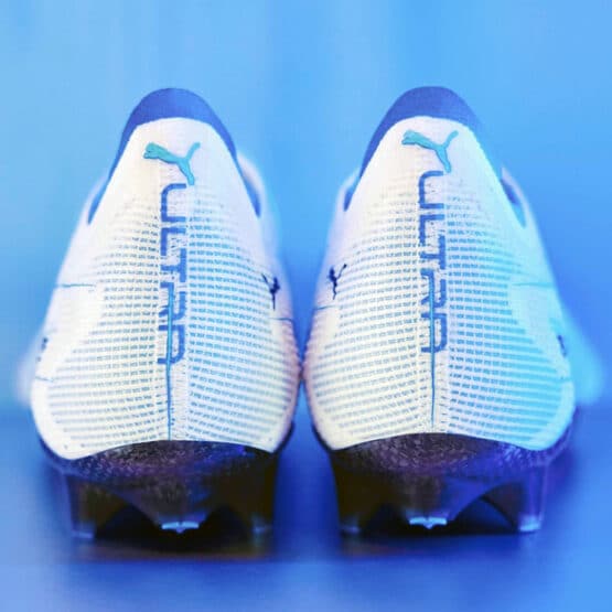 8 Best Football Boots For Strikers - What Forwards Wear?