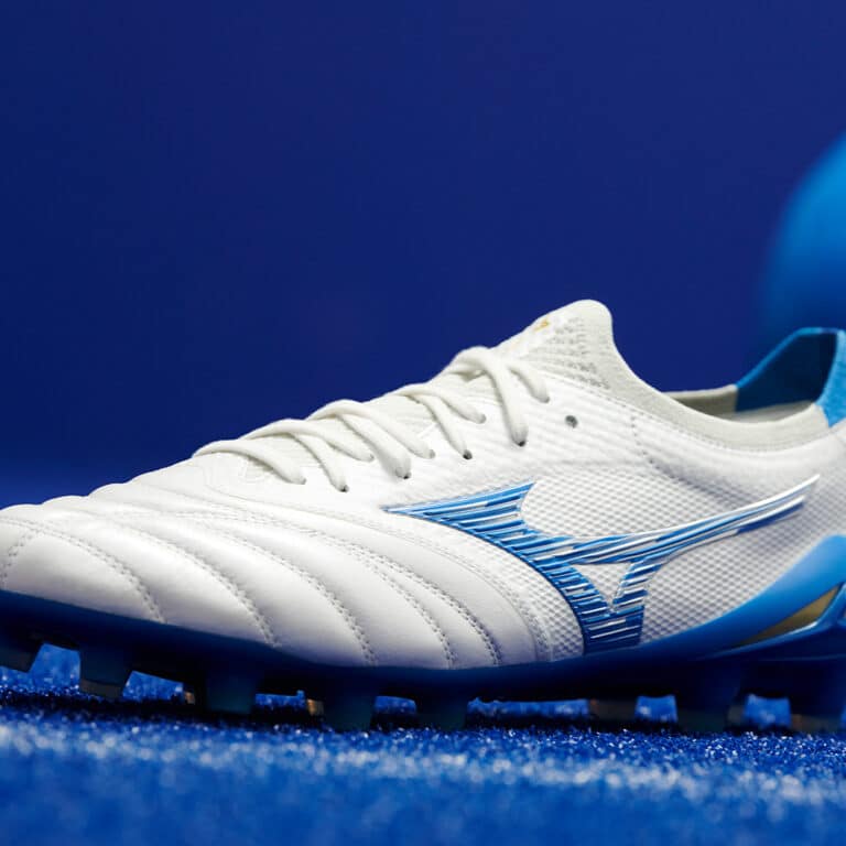 Mizuno Football Boots - Football Boots